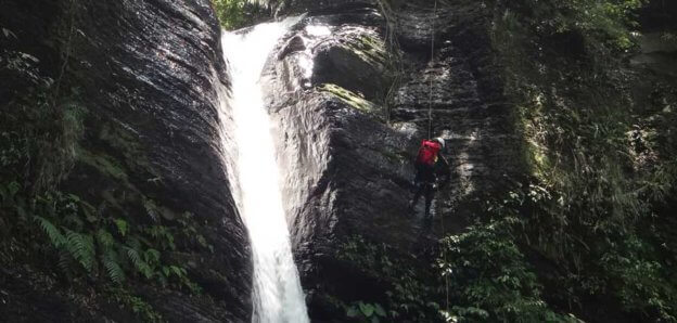 Yi-Hsin canyoning in Taiwan | SHAWA CANYONING TAIWAN - Best Canyoning ...