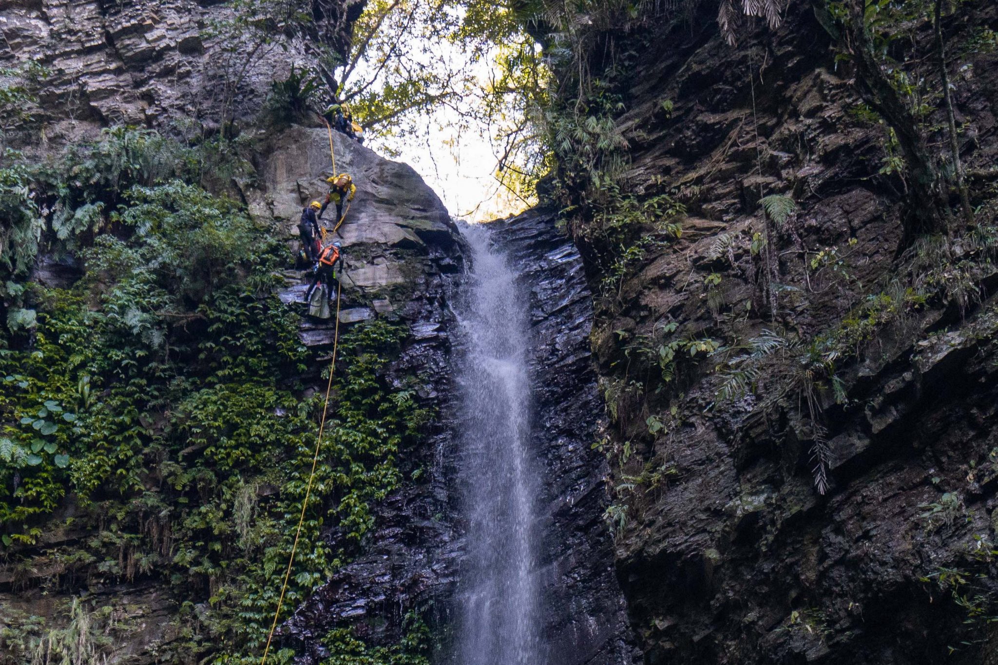 (中文) 沙蛙溯溪-溪降課程-溪降技術訓練工作坊 Workshop II | SHAWA CANYONING TAIWAN - Best ...